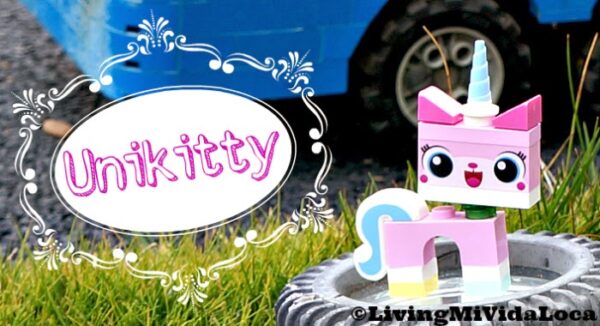 Building Unikitty from The LEGO Movie