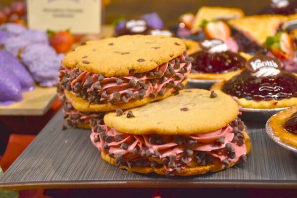 Knott's Berry Farm Boysenberry Festival Food Guide (printable)