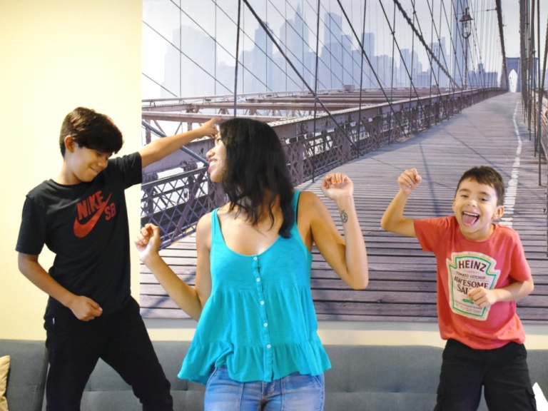 Boogie with Groovy Joe: Dance Party Countdown!