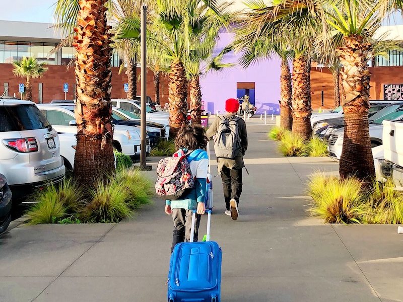 Kids Fly Free with Frontier Airlines