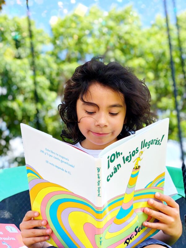 Kids Fly Free with Frontier Airlines